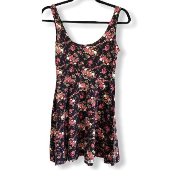Sparkle & Fade | Dresses | Sparkle Fade Floral Dress | Poshmark